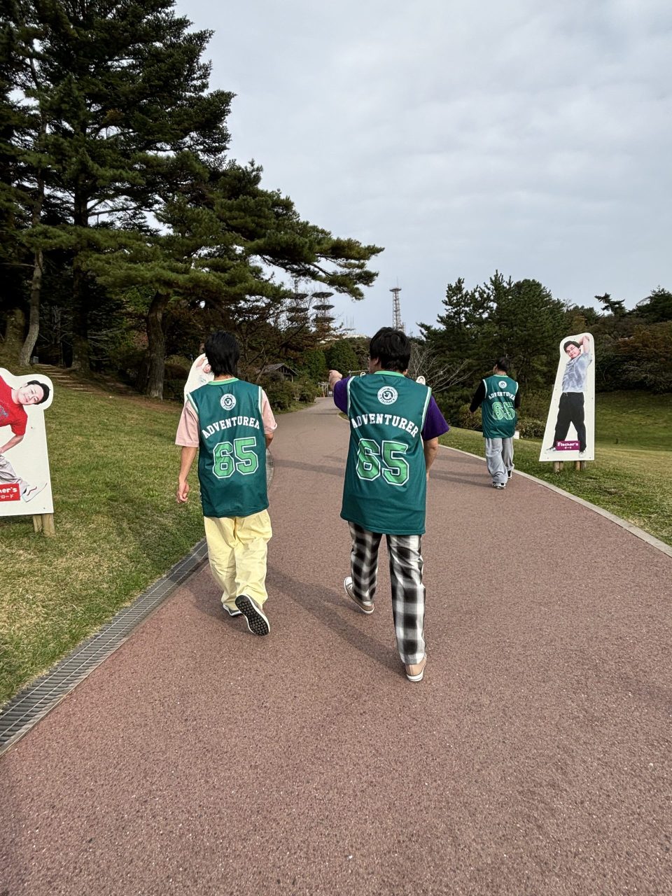 六甲山アスレチックパークGREENIA(グリーニア) 2025年3月22日(土)シーズンオープン！2025シーズンのキャッチコピーは「ぜんぶ、(笑)に。」広告撮影に挑むフィッシャーズにも密着 ...